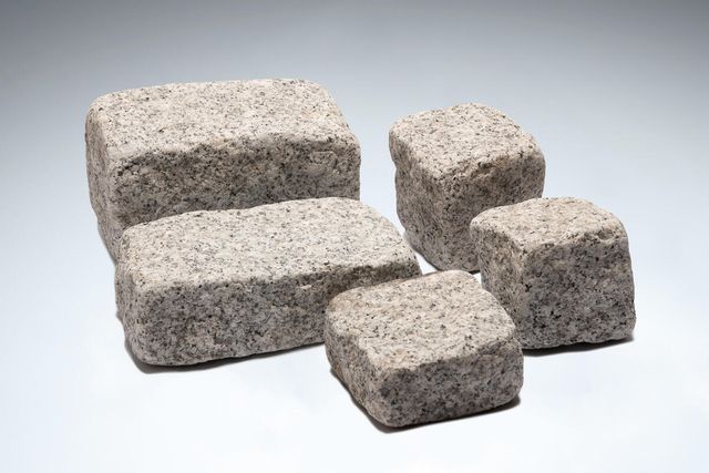 Tumbled Granite Setts | Products | Granite Setts Direct