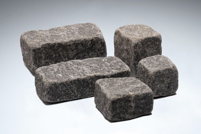 Tumbled Granite Setts | Products | Granite Setts Direct
